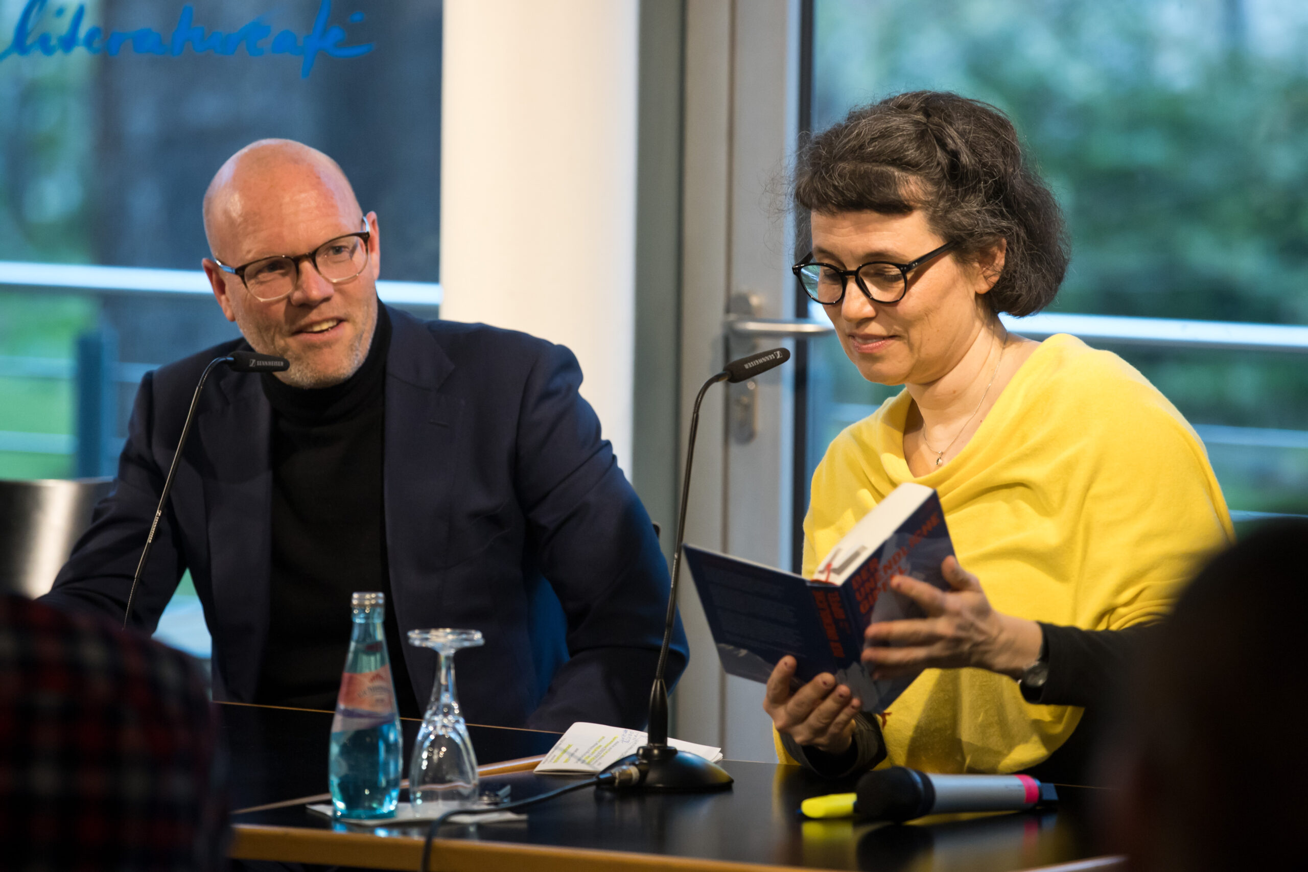 Toine Heijmans im Gespräch über „Der unendliche Gipfel" - alles außer flach